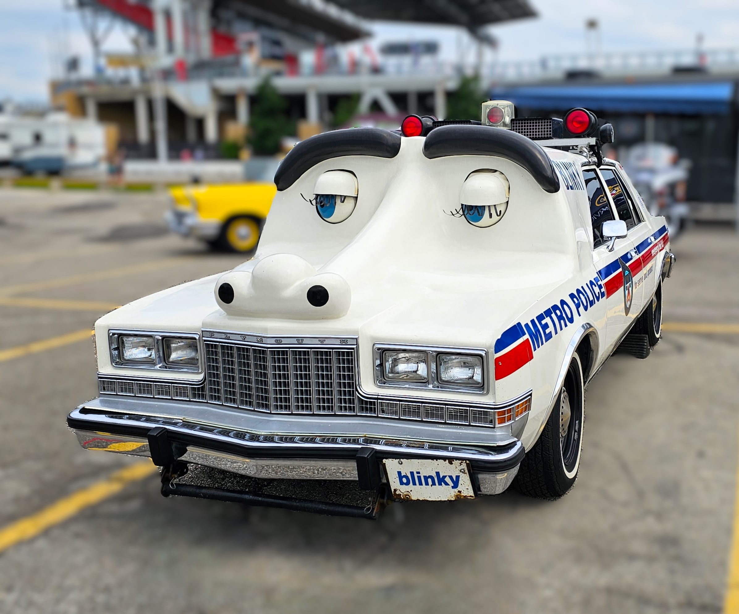 BLINKY: The Talking Toronto Police Car – DEMARAS RACING